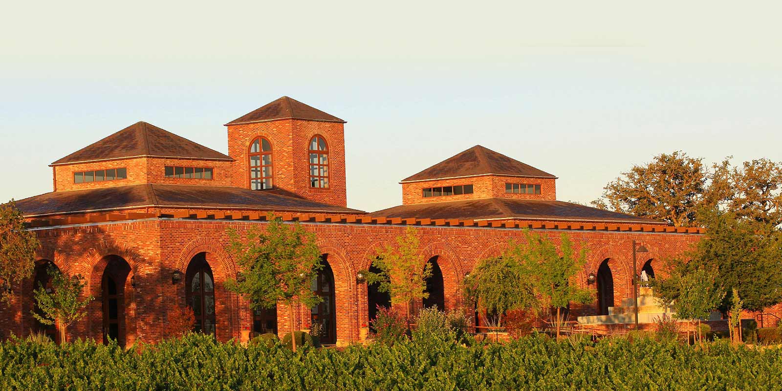 Robert Hall Winery – Paso Robles, CA – WineCountry.com