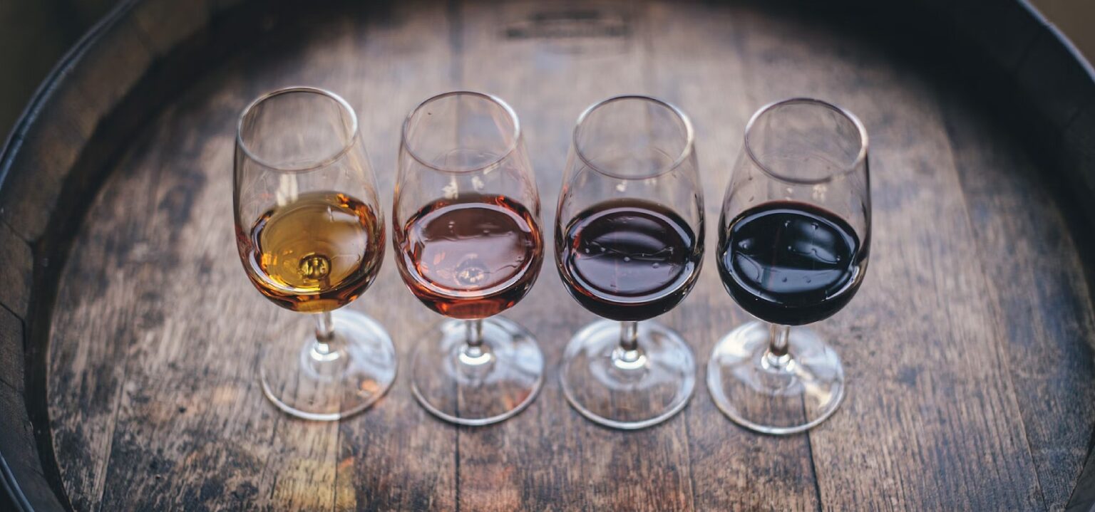 36 Common Wine Descriptions & Wine Tasting Terms | WineCountry.com