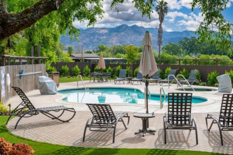 Top Hotels in Calistoga: Where Luxury & Relaxation Await | Napa Valley