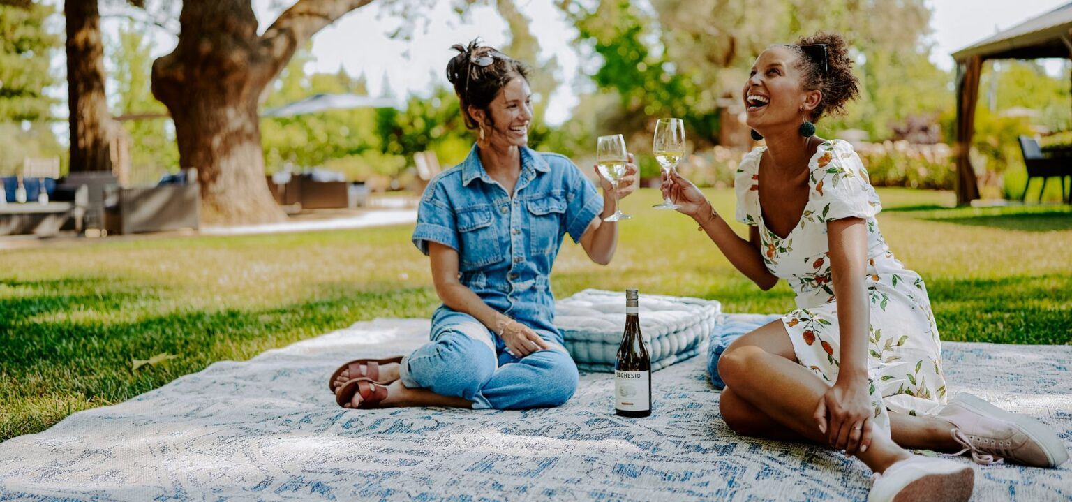 The Best Outdoor Wine Tasting Experiences in Sonoma Valley | Sonoma